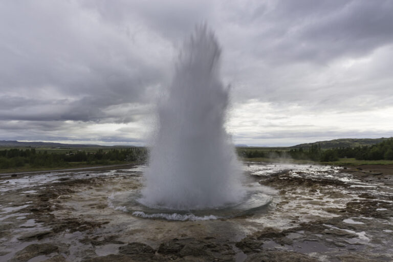 Géiseres del Tatio y fumarolas de San Pedro de Atacama, Chile